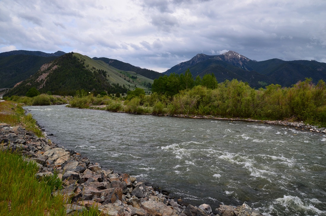 Madison River Fishing Report - Guided Fly Fishing Madison River ...
