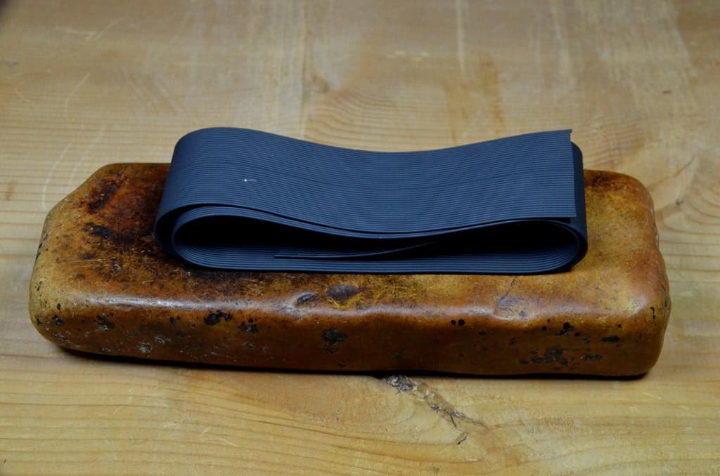 Medium Round Rubber Legs - Galloup's Slide Inn | Fly Tying | Synthetics